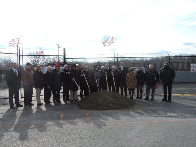 Ground broken for Calvin Jones honor | News, Sports, Jobs - The Herald Star